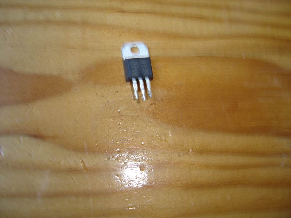 TRANSISTOR BTA08-600C